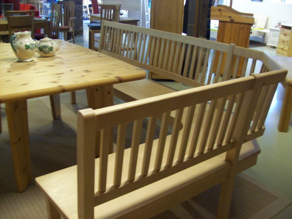 vuren en eiken houten bank hoekbank met spijlen op maat